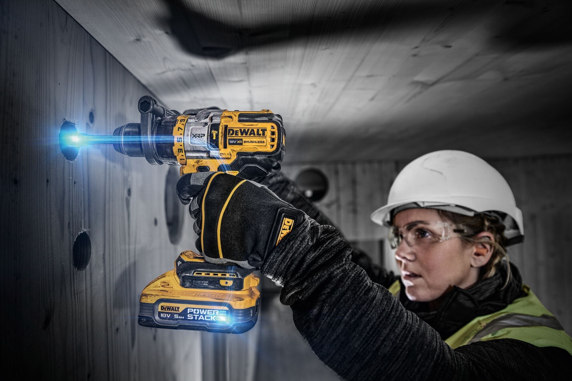 DeWalt Corded & Cordless Power Tools | DeWalt Drills, Grinders & More ...